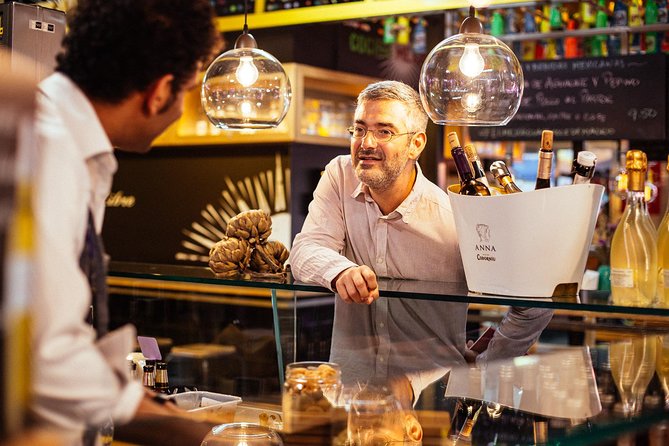 Drinks & Bites in Madrid Private Tour - Discovering the Local Market