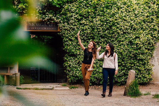 Drinks & Bites in Milan Private Tour - Guide Profiles: Serena and Caterina