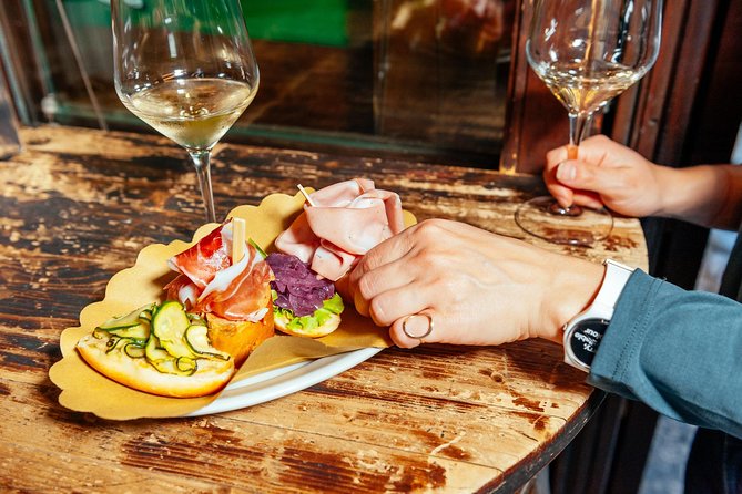 Drinks & Bites in Verona Private Tour - Authenticity and Insider Tips