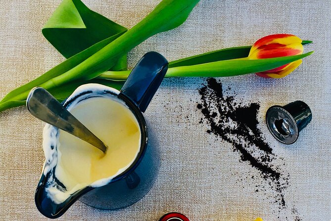 Drinks on Foot: Dublin Traditional Pub Tour - Irish History and Culture