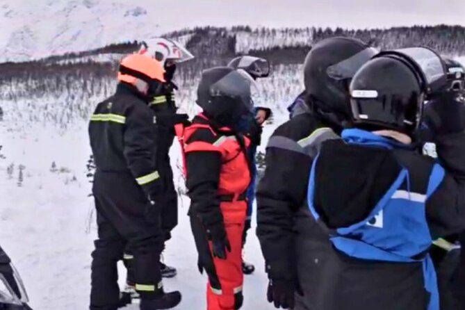 Driving Ski-Doo Snowmobile Adventure 5 Hours Photos included - Who Is This Tour Best For?