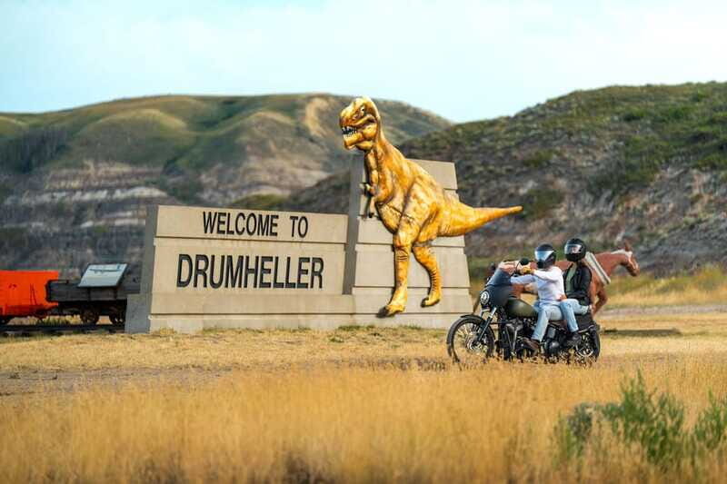 Drumheller: Dinosaurs, Canyons, & Hoodoos Day Tour - FAQ