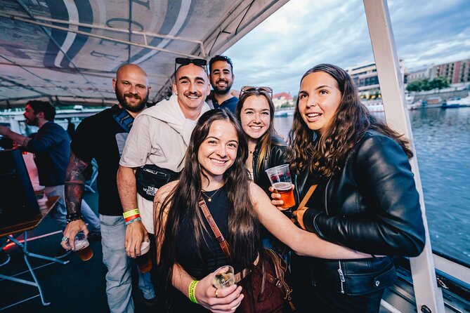 Drunken Monkey Prague Boat Party w/ 2hr Open Bar to Duplex Club - The Sum Up