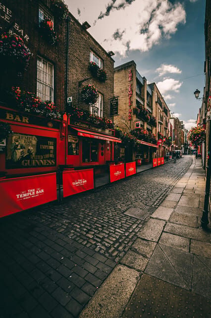 Dublin: 2-Hour Walking Tour with a Local Historian - Key Points