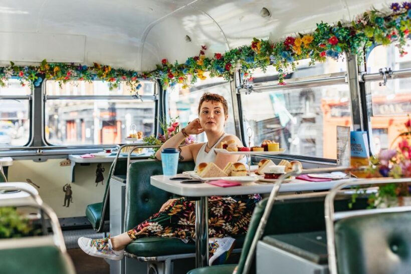 Dublin: Afternoon Tea Vintage Bus Tour - A Deeper Look at the Experience