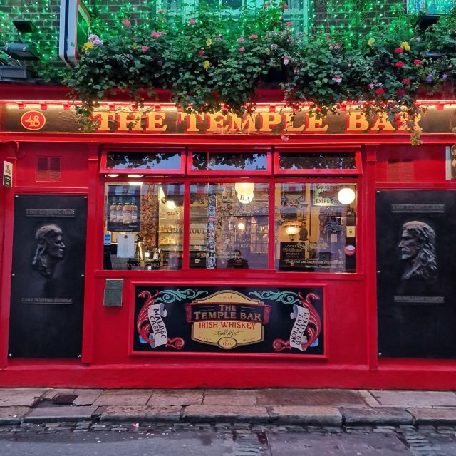 Dublin: Dublin City Highlights Private Guided Walking Tour - Who Should Consider This Tour