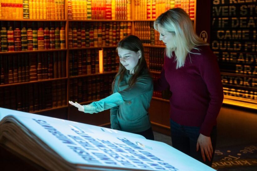 Dublin: EPIC Museum Entrance Ticket - The Experience in Detail