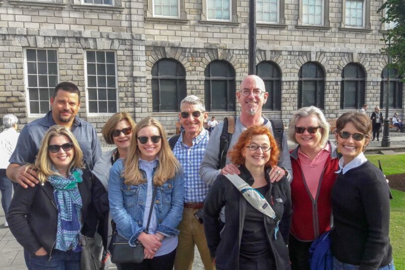 Dublin: Fast-Track Book of Kells Ticket & Dublin Castle Tour - Key Points