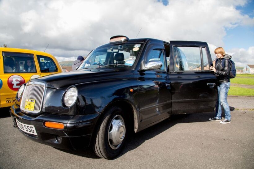 Dublin: Giant's Causeway & Belfast (Titanic or Black Taxi) - The Sum Up