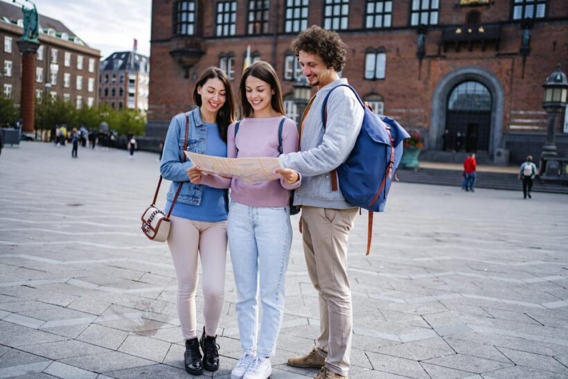 Dublin: Historical and Cultural Historical Walking Tour - Key Points
