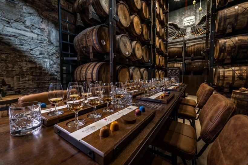 Dublin: Jameson Distillery Whiskey & Chocolate Pairing Class - The Setting and Atmosphere