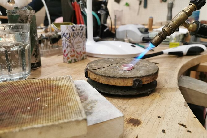 Dublin Jewellery Forge a Hammered Silver Ring: Drury Street - Location & Practical Details