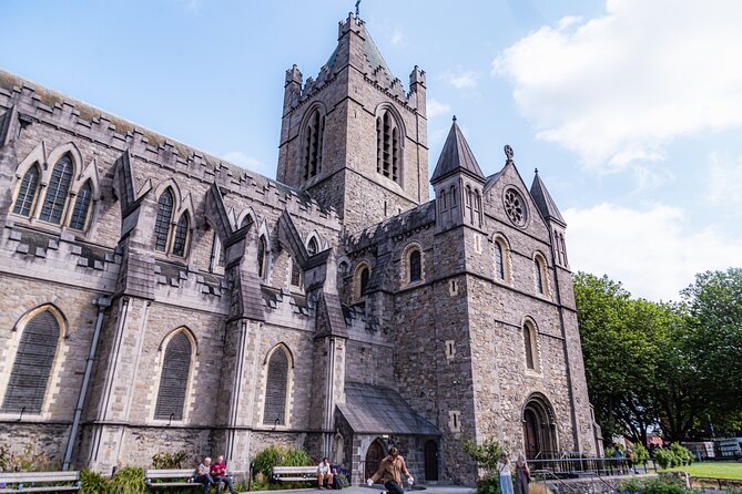 Dublin: Private Chauffeur Tour - Accessibility