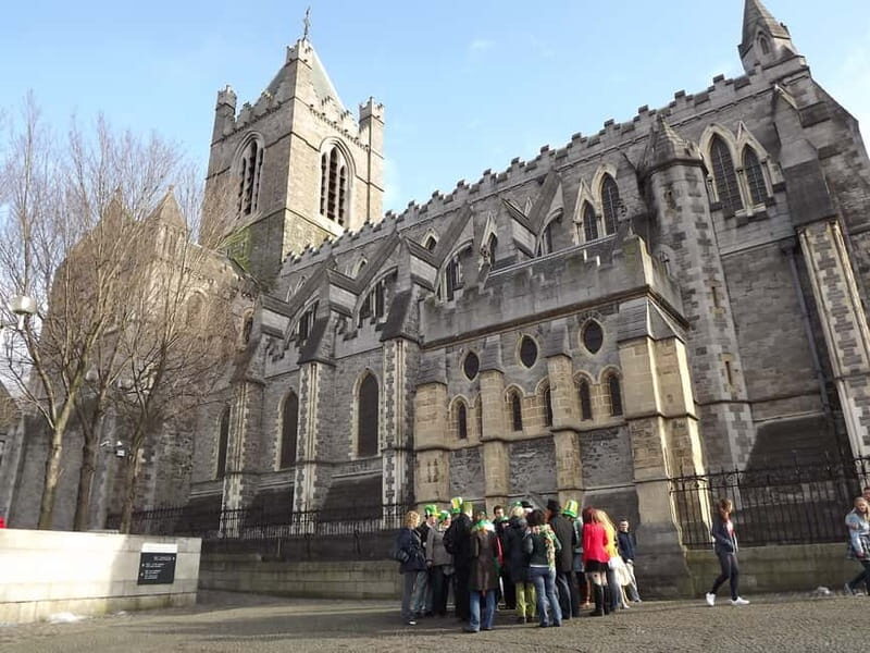 Dublin: Sightseeing Walking Tour in German - The Value of the Experience
