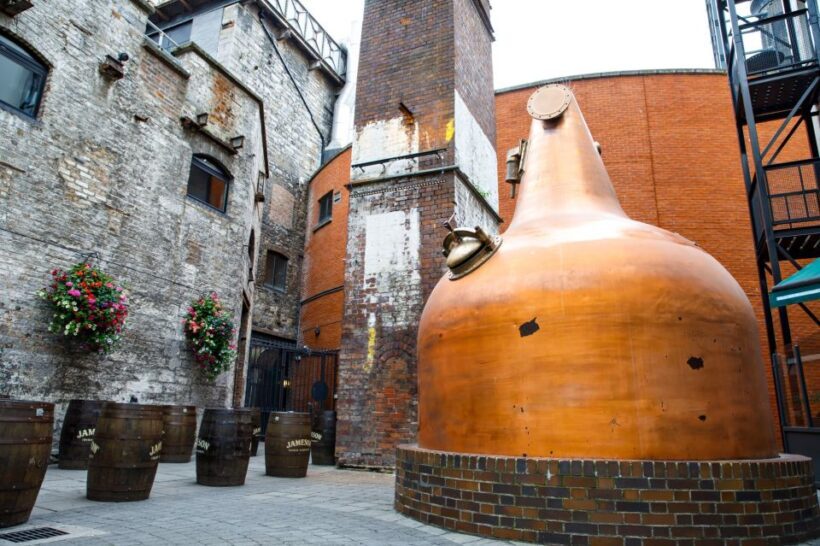 Dublin Temple Bar Tour with Jameson Distillery Whiskey Tour - FAQ