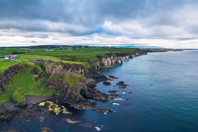 Dublin to Belfast City, Bushmills and Giant's Causeway Day Tour - Key Points
