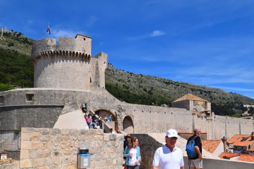 Dubrovnik: City Walls Early Morning or Sunset Walking Tour - The Sum Up