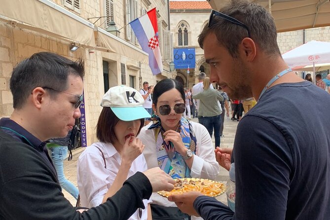 Dubrovnik History, Sweets & Liquors in a Private Palace (PRIVATE) - Getting to the Tour