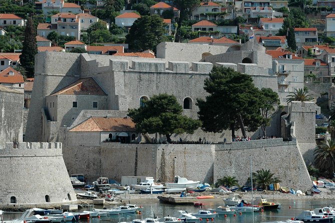 Dubrovnik Old City Walls Private Tour - Exploring the Old City Walls