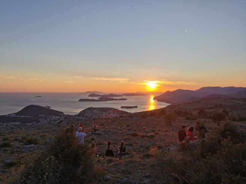 Dubrovnik: Panorama Tour with Free Time in the Old Town - Who Should Consider This Tour?