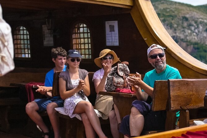 Dubrovnik Panoramic Cruise on a Wooden Galleon With a Live Show - Meeting and Departure Information