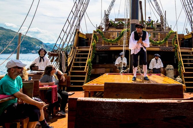 Dubrovnik Panoramic Cruise on a Wooden Galleon With a Live Show - Customer Feedback and Ratings