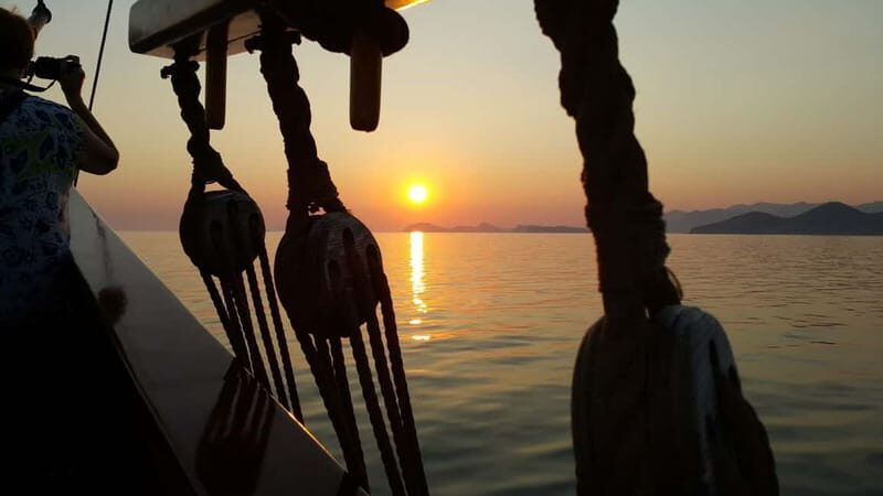 Dubrovnik: Panoramic Sunset Cruise on Karaka Ship - A Detailed Look at the Dubrovnik Sunset Cruise