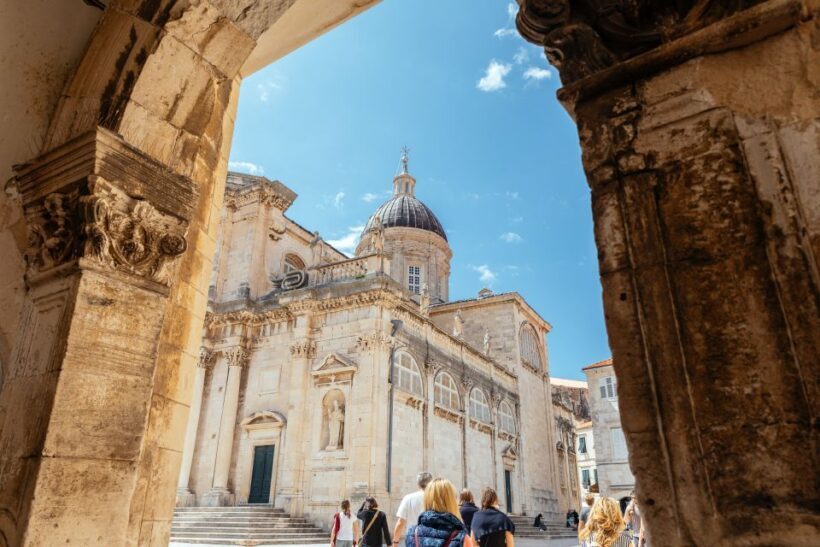 Dubrovnik: Private Family Friendly City Tour with Guide - Authenticity & Environmental Considerations