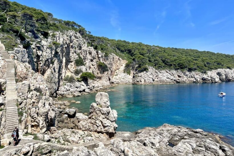 Dubrovnik: Private Luxury Yacht Tour to the Elaphite Islands - FAQ