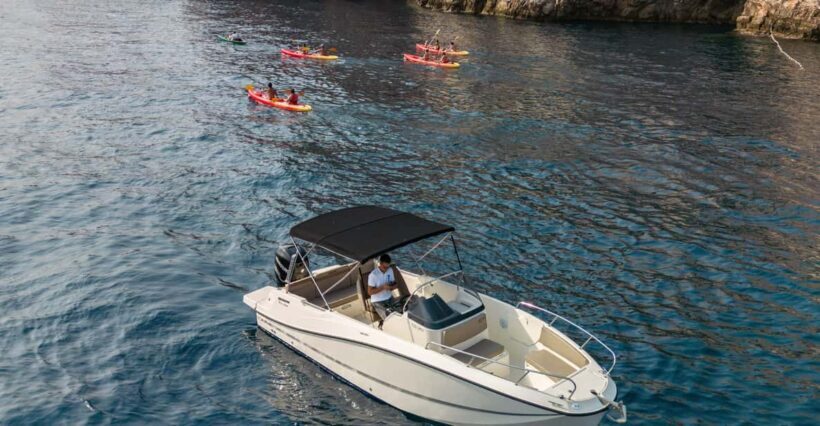 Dubrovnik: Private Swim, Snorkel, & Cave Boat Tour w/ Drinks - Refreshments and Relaxation on Board