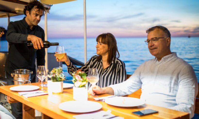 Dubrovnik: Sunset Dinner Cruise around the Old Town - FAQs