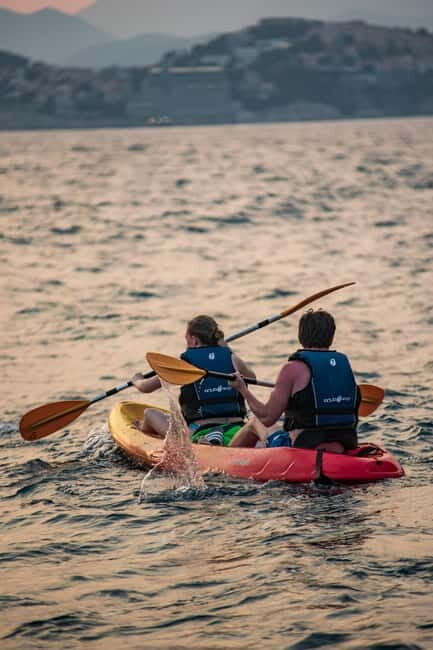 Dubrovnik: Sunset Sea Kayaking Tour - Breakdown of the Itinerary