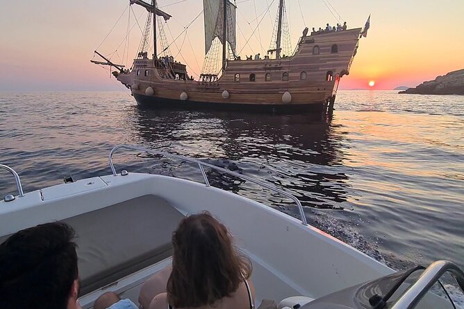 Dubrovnik Sunset Tour By Boat With Local - Meeting Point and Departure
