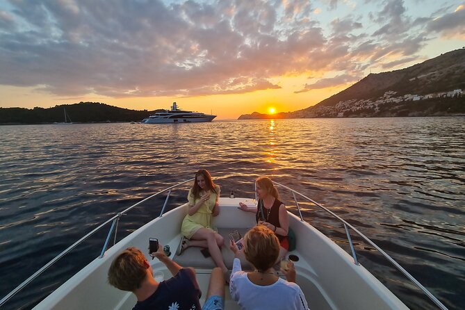 Dubrovnik Sunset Tour By Boat With Local - Sunset Cruise Experience