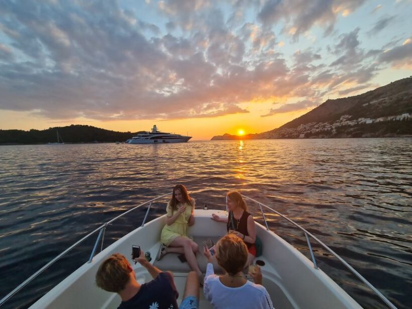 Dubrovnik: The Secrets of the Elafiti Islands Boat Tour - Practicalities and Logistics