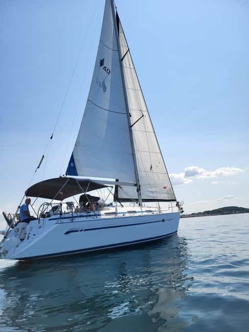 Dubrovnik yacht cruise-Elafity islands & Blue cave - An Authentic Day on the Water