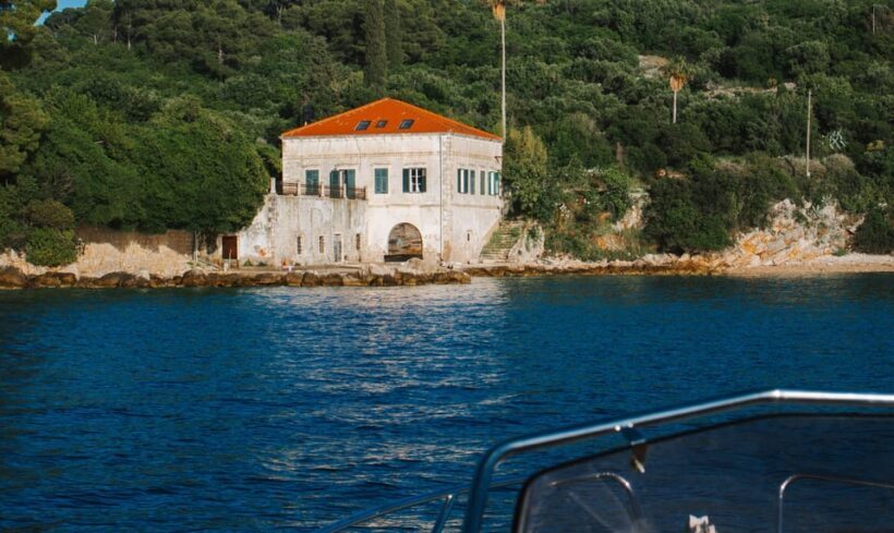 Dubrovnik:Elaphiti Islands and caves Private Speedboat Tour - Who Is This Tour Best For?