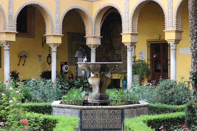 Dueñas Palace Ticket + Audioguide Review - Audio Guide Experience