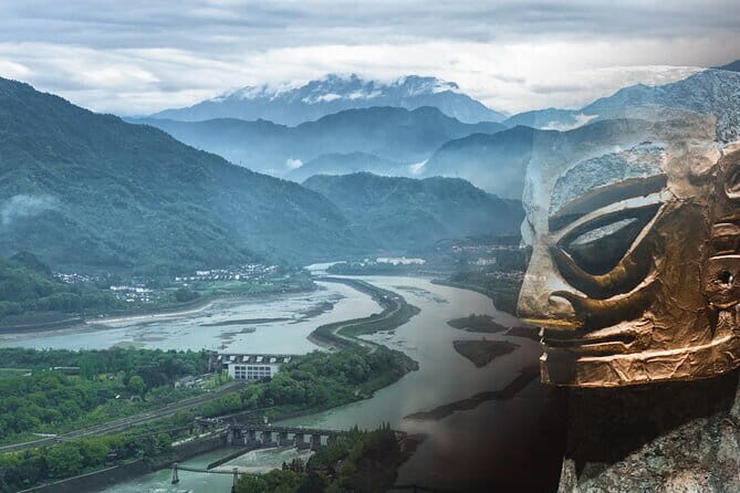 Dujiangyan Irrigation system and Sanxingdui Chinese "pyramid" museum Day-Trip - An Overview of the Experience