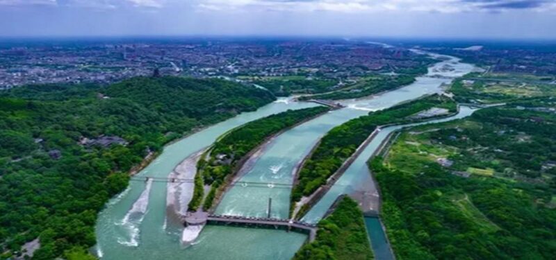 Dujiangyan panda base and irrigation system park day tour - What’s Included and What to Budget for