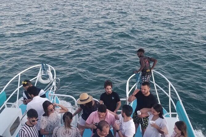 Dune buggy and Party Boat - Who Should Consider This Tour?