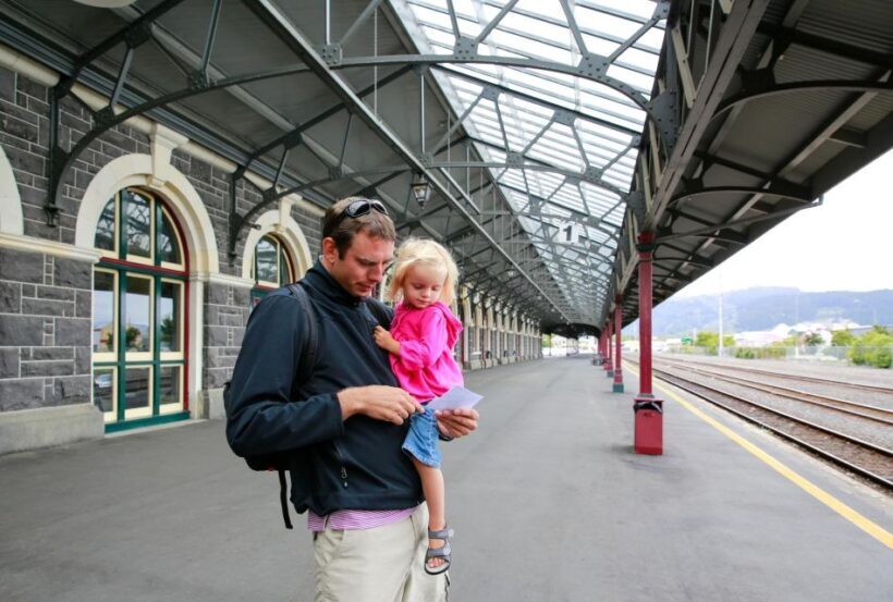 Dunedin Family Private Walking Tour: Heritage & Nature - Key Points