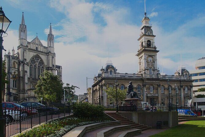 Dunedin Shore Excursion City Sightseeing & Tour of Larnach Castle - FAQ