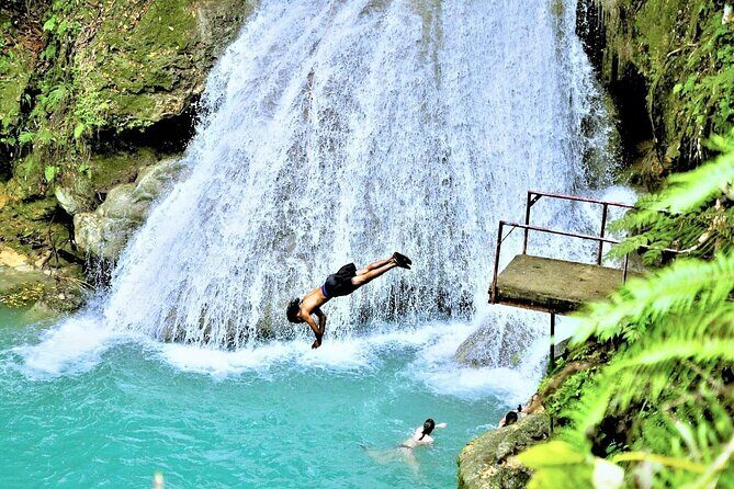 Dunn's River Falls and Blue Hole Islsnd Gully Combo - FAQ