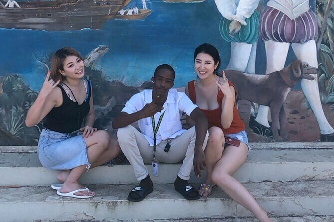 Dunn's River Falls and Blue Hole Tour Ocho Rios from Montego Bay - Exploring the Dunns River Falls and Blue Hole Tour from Montego Bay