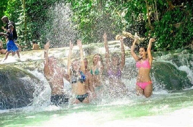 Dunn's River Falls and River Tubing from Falmouth - FAQ