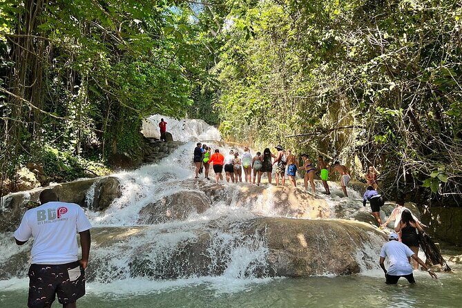 Dunn's River Falls Climb and Martha Brae Rafting {Entry Included} - Summary