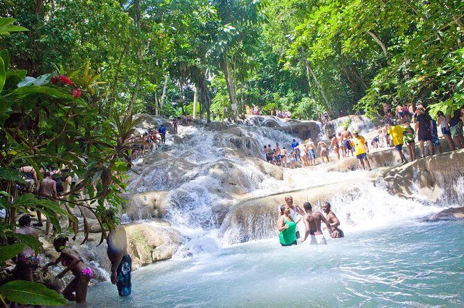 Dunns River Falls plus River Tubing Adventure on the Rio Bueno Private Tour - FAQ