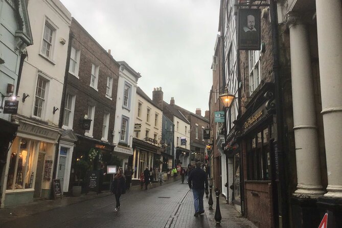 Durham - The Cathedral and Old City - Authenticity and Quality of Guides