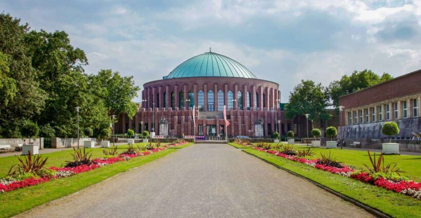 Düsseldorf: Classic City Segway Tour - An In-Depth Look at the Tour Experience